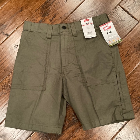 Wrangler | Shorts | Mens Wrangler Classic Flex Waist Green Short Pants ...